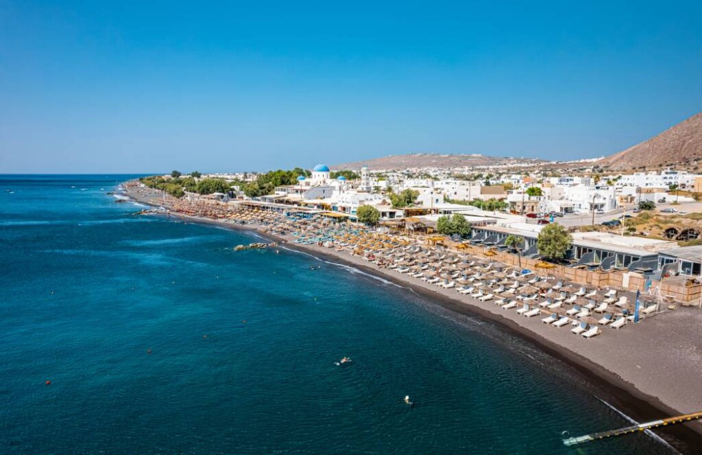 Plaża Perissa Beach - Grecja