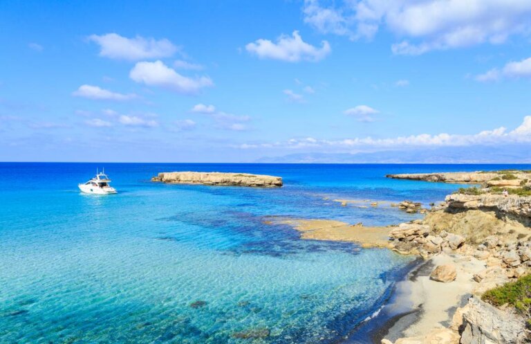 Plaża Blue Lagoon Akamas Beach - Cypr