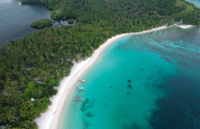 Subic Beach – Turystyczny Ninja